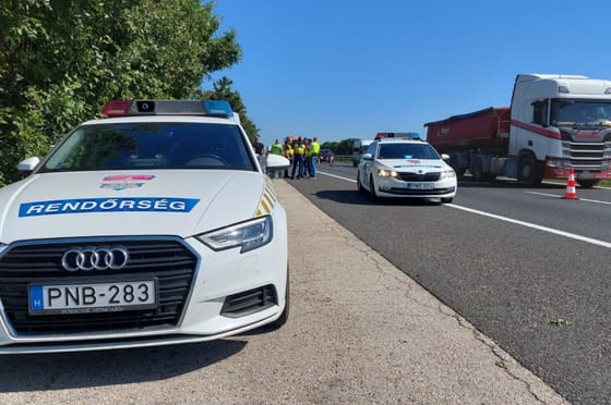 Itthon: Súlyos baleset miatt leterelik a forgalmat az M7-esről | hvg.hu Itthon: Súlyos baleset miatt leterelik a forgalmat az M7-esről | hvg.hu