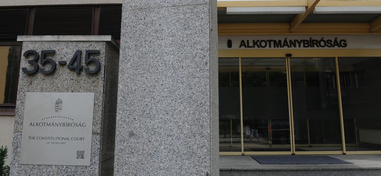 Itthon: Varga Réka lett az Alkotmánybíróság elnökhelyettese, és később ...